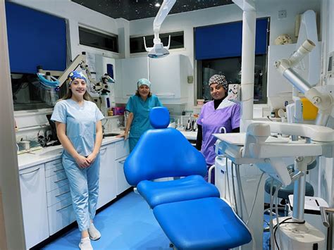 Dr Shirin Parsno Implant Surgeon Nova Dental Care