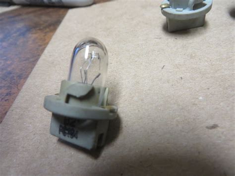 Gm Ford Dash Instrument Cluster Lamp Socket 4 Pieces Wagner 12b B2 Pc194 Gray Ebay
