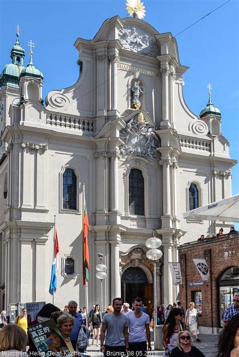 Portalsäule Giebel Fenster Und Fassaden Barock Kirchen Des Barock In Deutschland