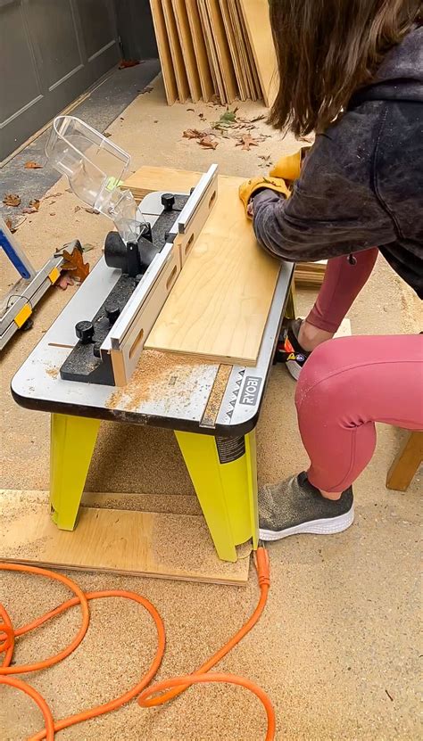 How To Use A Router Router Table Breezing Through