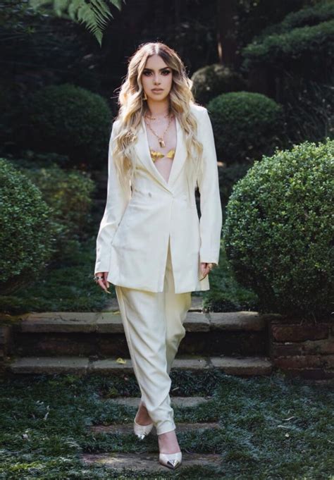 Kimberly Loaiza In White Long Blazer With Pants K4 Fashion