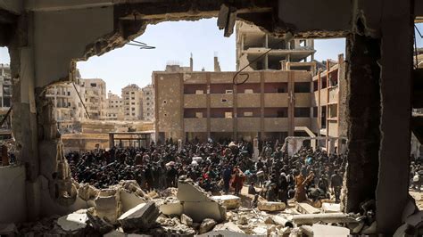 Syrians Evacuated From Eastern Ghouta As The Government Closes In