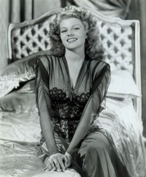 140 Best Americas Sweetheart World War Ii Pin Up Images On Pinterest