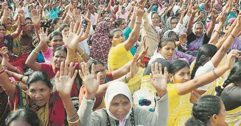 Anganwadi Workers Go On Indefinite Strike 2014