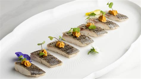 Sgvs Opulent Array 36 Sets A New Standard Of Upscale Chinese Food