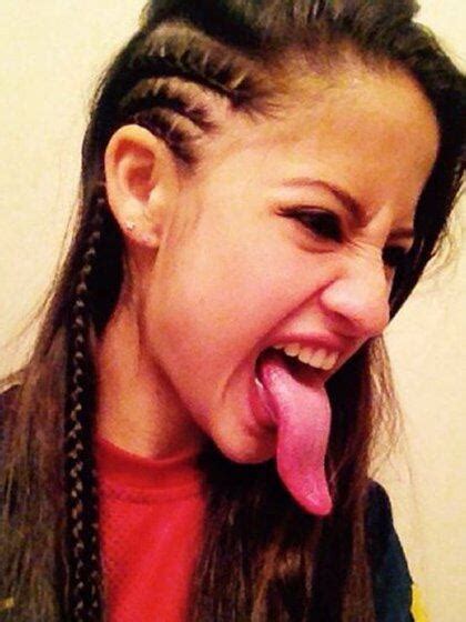 La Mujer Con La Lengua Más Larga Del Mundo Camino A Los Récords