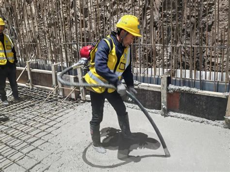 人工凿混凝土混凝土普通混凝土第3页大山谷图库