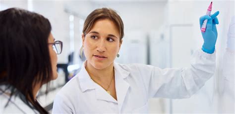 Key Considerations For Optimizing Your Lab Design Lableaders