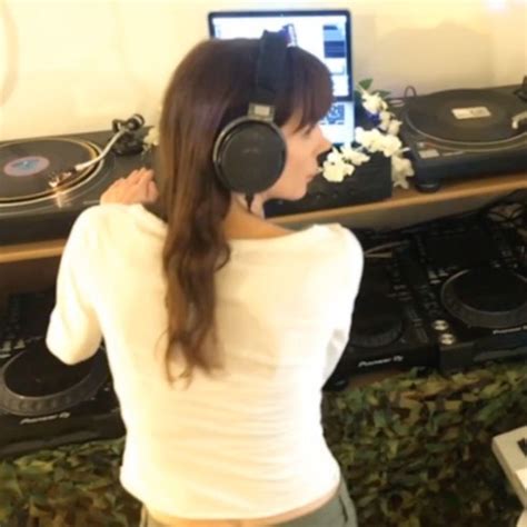 Stream Dazee Strictly Vinyl And Acetate Jungle Drum And Bass Mix By Dj Dazee Listen Online For