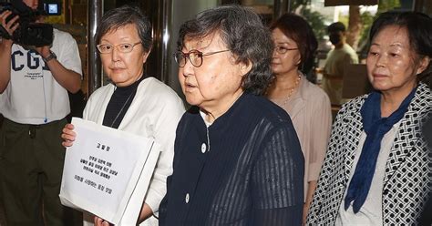 이화여대 동문 이대생 성상납 발언 김준혁 의원 고발