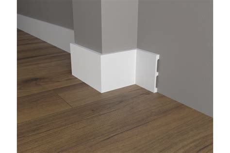Напольный плинтус Decor-Dizayn ударопрочный влагостойкий под покраску ...