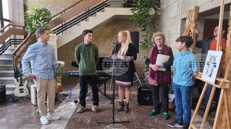 Възпитаници на Първо средно училище в Търговище участваха в изложба и