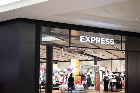 Express To Shutter Stores To Save M Per Year