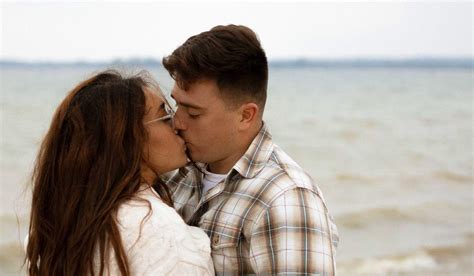 Gabrielle Miller And Chase Glanders Wedding Website
