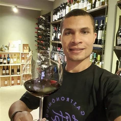 Rodrigo Honorio Rhonoriosommelier • Threads Say More