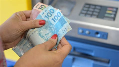 Governo Propõe Valor Para O SalÁrio MÍnimo De 2024 E Brasileiros Ficam