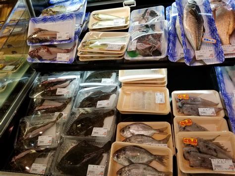 スーパーの鮮魚売り場 みのかさご研究所