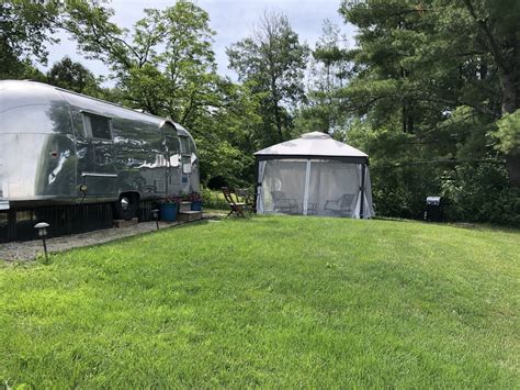 This Renovated 1961 Airstream Keeps Its Retro Flair Truly Feels Like