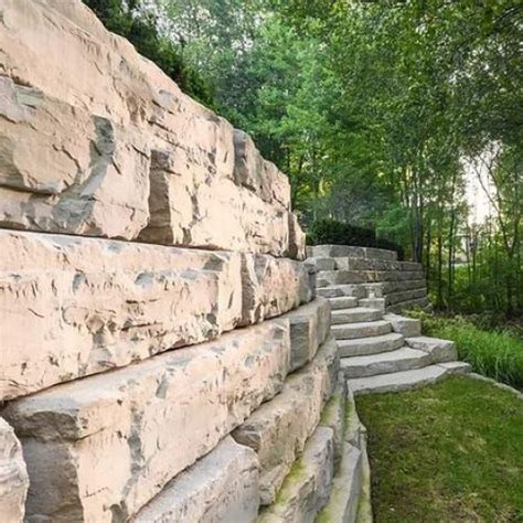 Grand Ledge Wall Walls And Verticals Pavers And Retaining Walls N