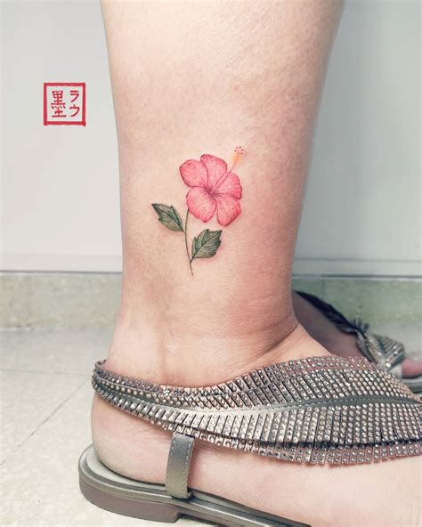 46 Hibiscus Tattoo Ideas Hawaiian Flower Tattoo Designs With Meanings