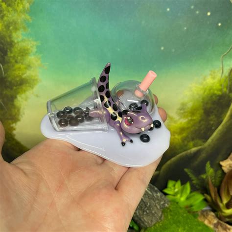 Messy Bubble Tea Rex Prismatic Brush