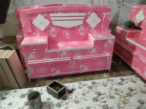 Wooden Headrest Bed Bed Size Queen Size At Rs 11500 In Vadodara Id