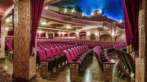 Paramount Theatre In Abilene Gets New Seating