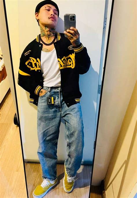 Arety Solo Guy เน็ตไอดอลหนุ่มหล่อรอยสักโดดเด่น เท่เกินต้าน