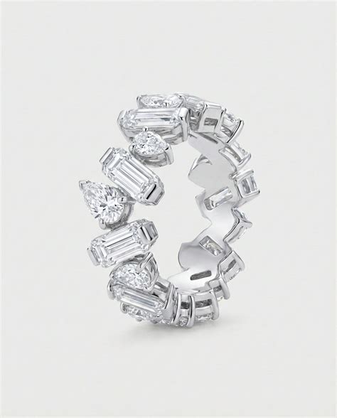 Ylana Lumina Asymmetric Band Luxury Ring 2dot4 Diamonds White Gold