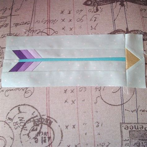Paper Pieced Arrow Quilt Block Pattern Harts Fabric