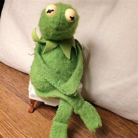 Pin By D ☆彡 On Kermit Memes Kermit Meme Kermit The Frog Frog Meme