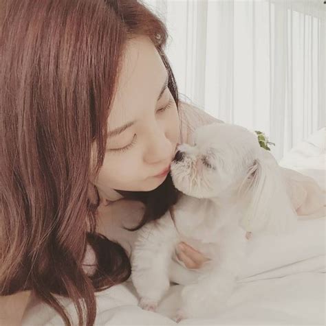 소시 서현의 강아지 뽀뽀 Mlbpark