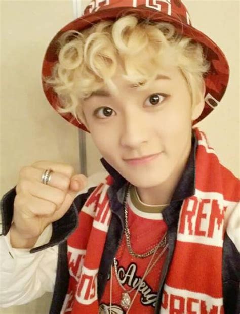 Pin By Emi Jennifer♡ On Kpop Selca♡ Mark Nct Nct Mark Lee