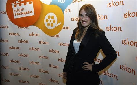 Rtl Ovka Ana Strizić Ponovo Je Sretna Ljubi Bivšeg Nogometaša Tportal