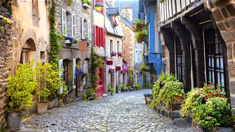 These Small Towns In France Are Straight Out Of A Storybook Condé