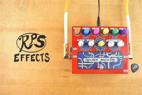 Rps Effects Arcade Machine Pll Analog Synth Harmonizer Pedal Of The Day