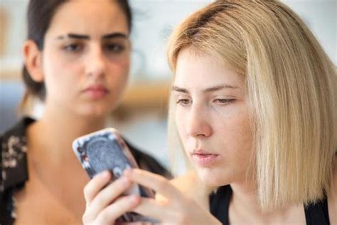 Woman Sparks Debate For Refusing To Let Her Boyfriend Move In With Her