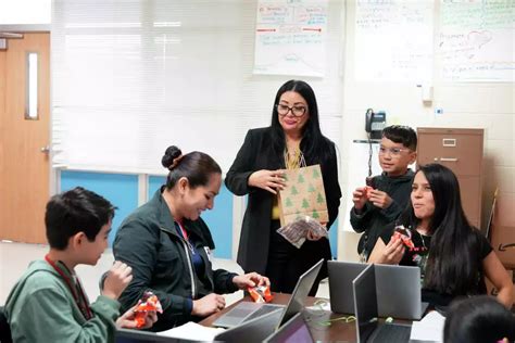 Enhancing Reading Skills And Online Access The Role Of Uhds Bilingual