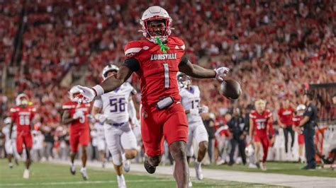 Sec Giant Emerges As Overwhelming Favorite To Land Louisville Star Rb