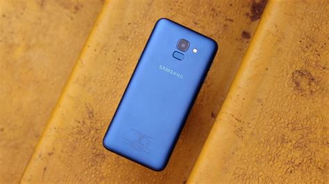 Galaxy J6 Lên đời Android 10 Kèm Bản Vá Bảo Mật Tháng 32020