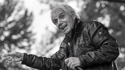 Josef Laufer Se Vyučil Ve Vrchlabí Za Holkama Chodil S Gramofonem Krkonošský Deník