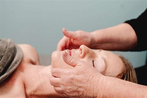 Lymphatic Drainage Massage Post Surgery Process And Benefits