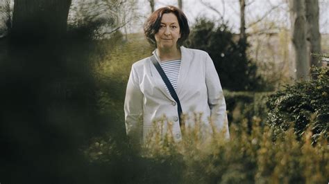 Kriminalpsychologin Helga Ihm über Die Psyche Von Betrügern Sternde