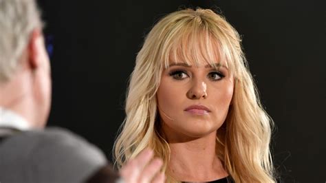 What Plastic Surgery Has Tomi Lahren Done Plastic Surgery Bio