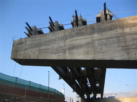 Vigas De Puentes Postensadas Postec