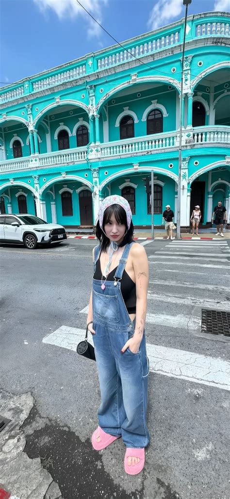 Momo Wallpaper Twice Momowallpapers Momo Twice Momo Wallpaper