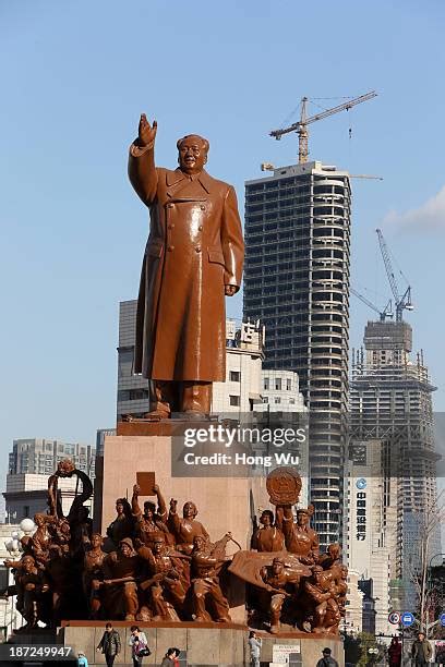 Mao Zedong On Zhongshan Square Photos And Premium High Res Pictures Getty Images