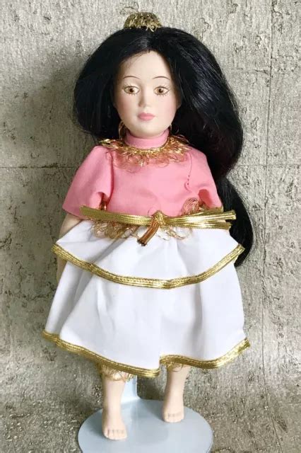 Vintage 1980s Danbury Mint Dolls Of The World ‘kalisrilanka 30