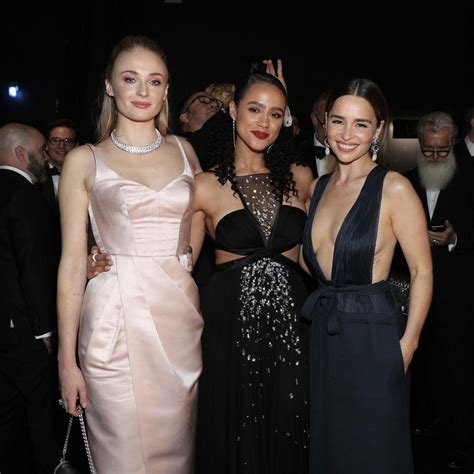 Sophie Turner Nathalie Emmanuel Emilia Clarke Scrolller
