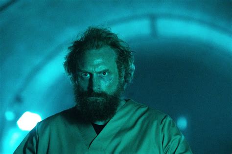 Trailerpremiär Se Kristofer Hivju I Nya Thrillerserien The Iris Affair